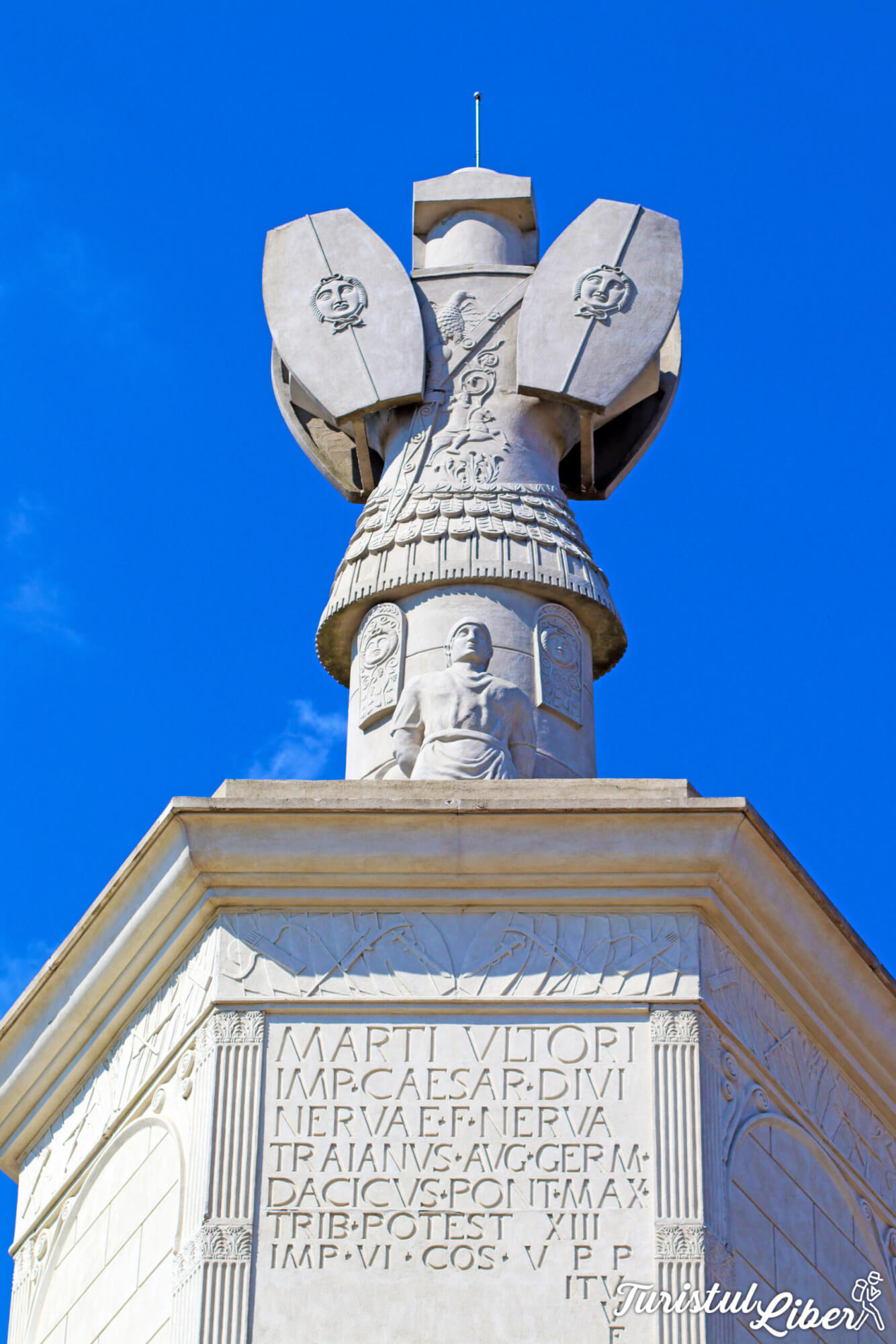 Monumentul de la Adamclisi - Descopera Tropaeum Traiani | TuristulLiber.ro