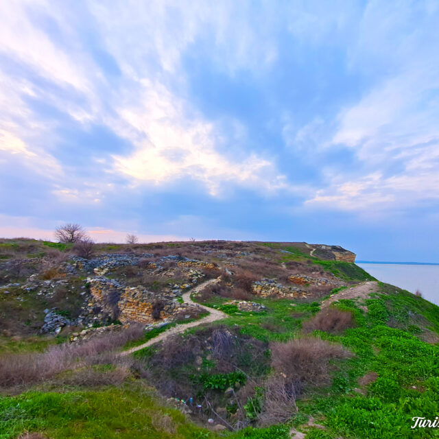 Tur Ghidat Cetatea Argamum - Capul Dolosman | TuristulLiber.ro
