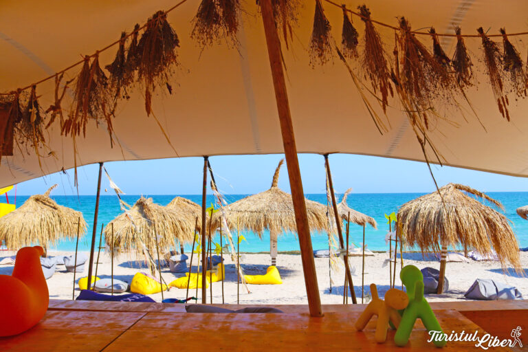 Plaja Tuzla - Opinii, Activitati si Recomandari 2025 | TuristulLiber.ro