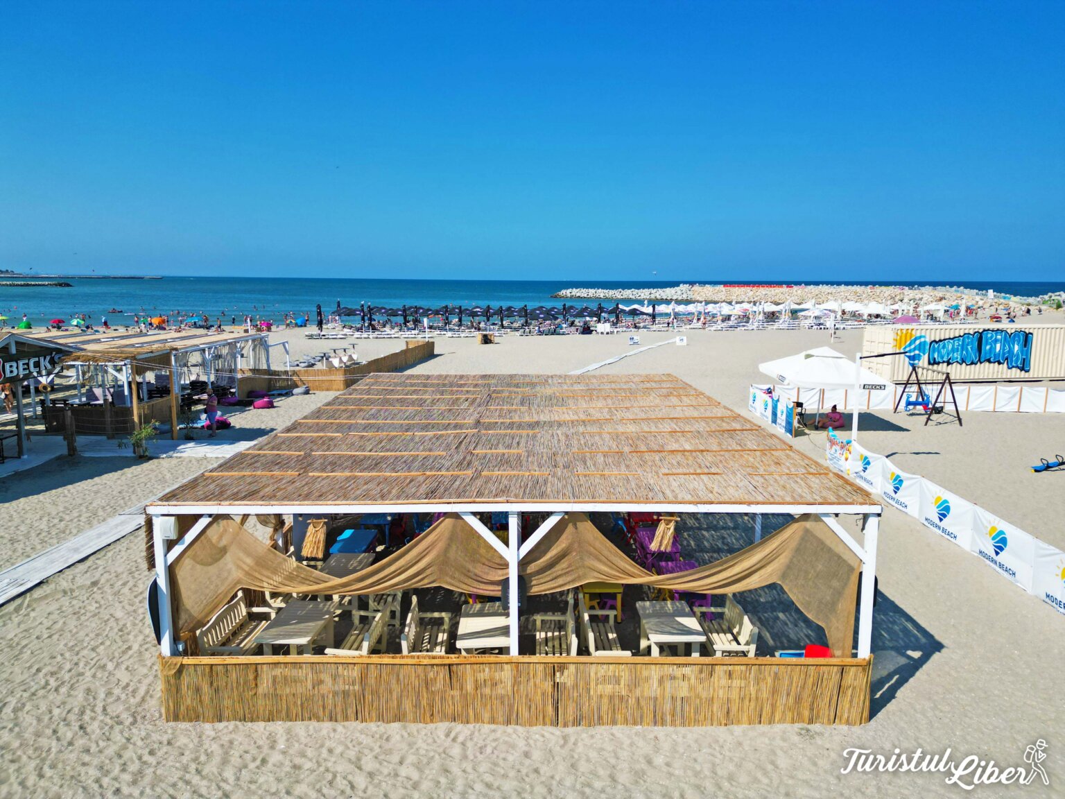 Plaja Modern - Vezi ce facilitati ai in 2025 | TuristulLiber.ro
